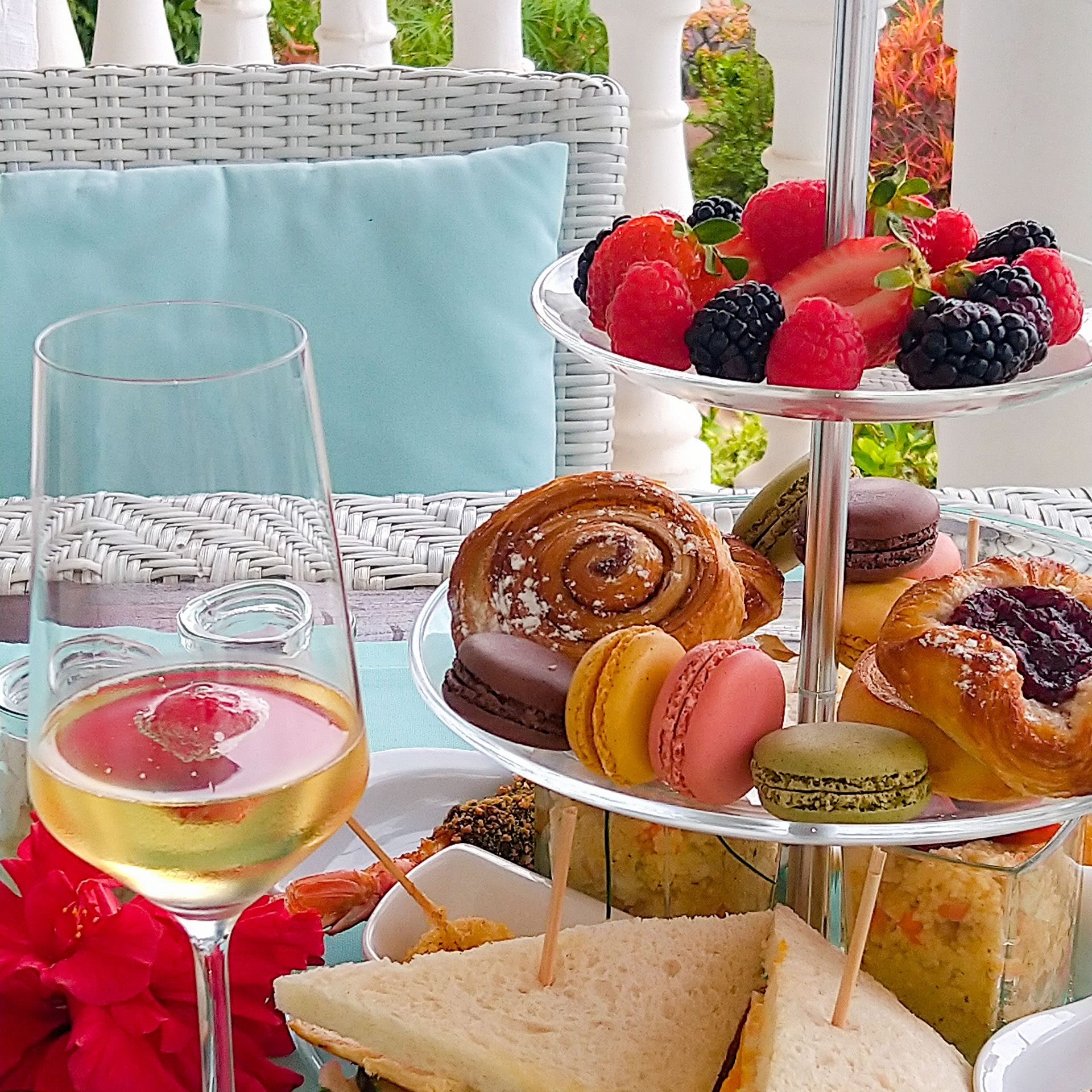 Luxury holiday home in Tenerife with breakfast, afternoon snack ...